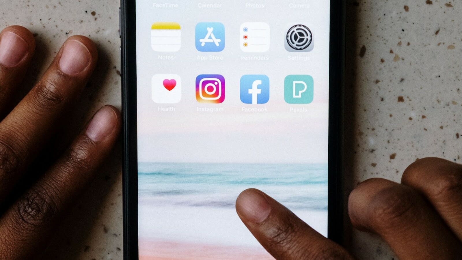 What is tap in and how can it help my Instagram account? - Tintorera